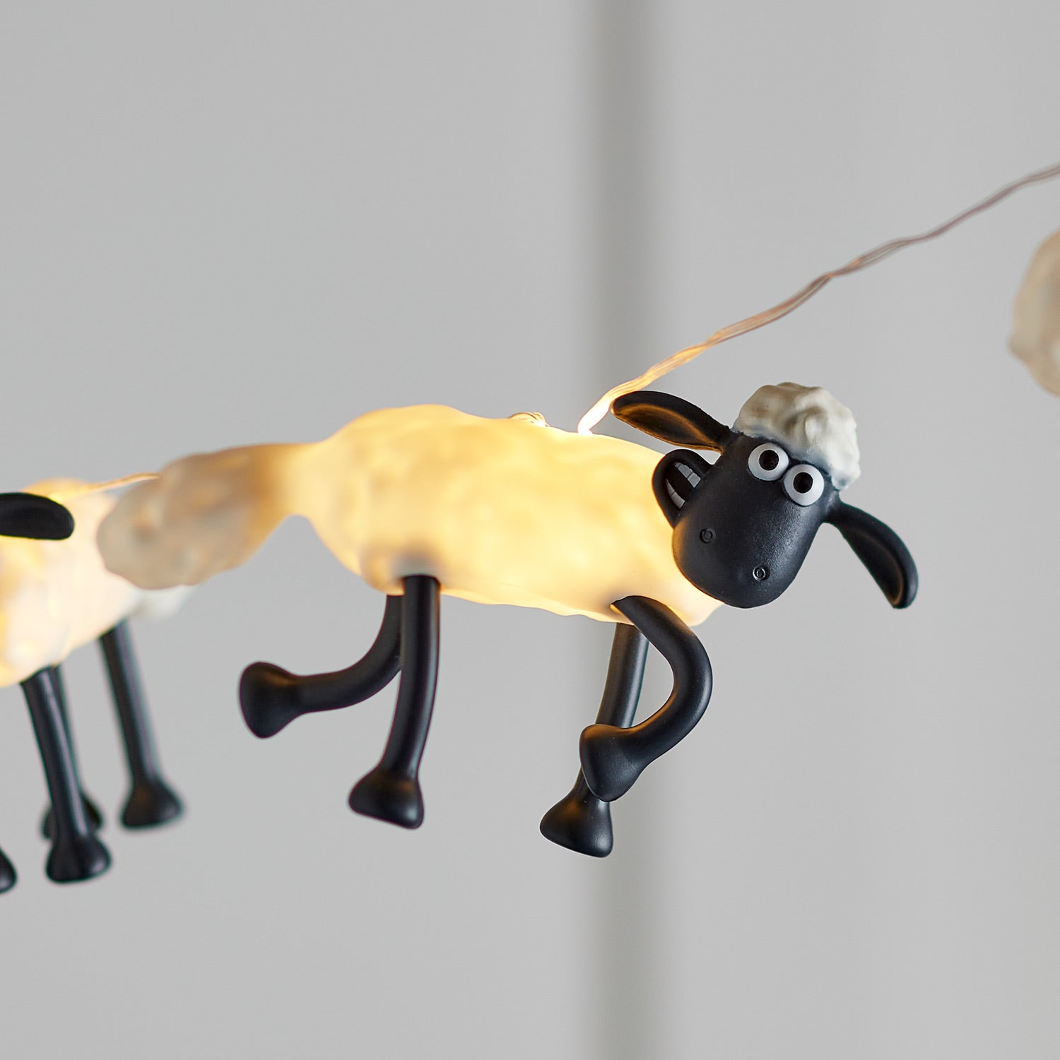 Shaun the Sheep™ 8er Lichterkette mit Fernbedienung | online kaufen